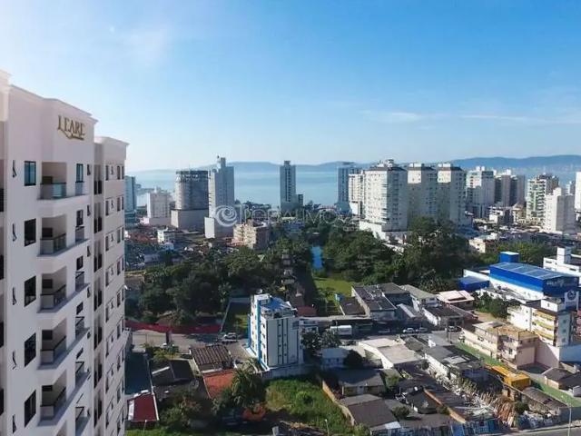 Apartamento para Venda em Itapema/SC Meia Praia 2 Quartos
