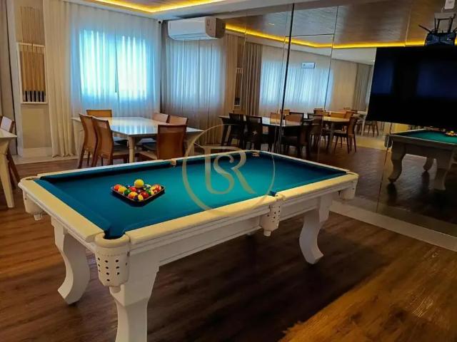 Apartamento para Venda em Itapema/SC Meia Praia 2 Quartos