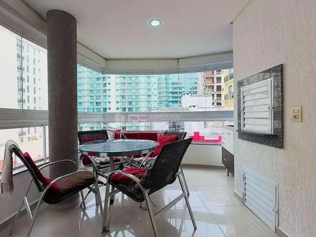 Apartamento para Venda em Itapema/SC Meia Praia 2 Quartos