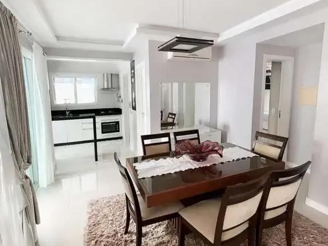Apartamento para Venda em Itapema/SC Meia Praia 2 Quartos