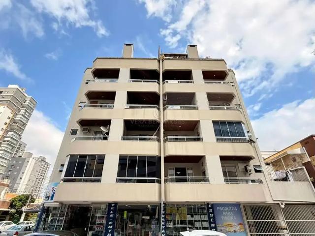 Apartamento para Venda em Itapema/SC Meia Praia 2 Quartos