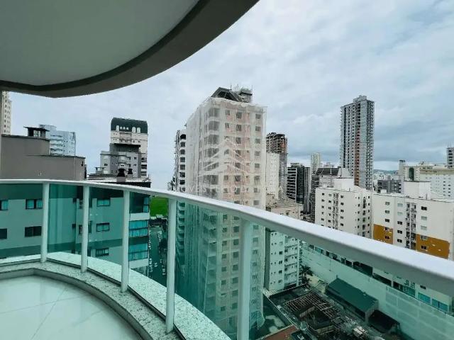Apartamento para Venda em Itapema/SC Meia Praia 3 Quartos