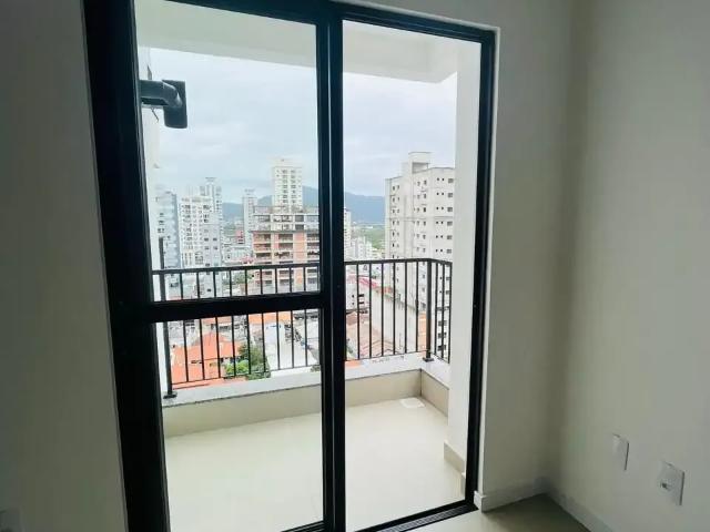Apartamento para Venda em Itapema/SC Meia Praia 3 Quartos