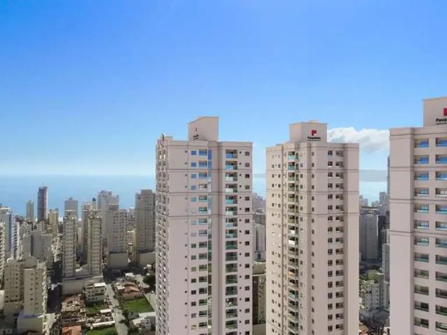 Apartamento para Venda em Itapema/SC Meia Praia 3 Quartos