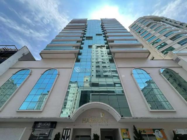 Apartamento para Venda em Itapema/SC Meia Praia 3 Quartos