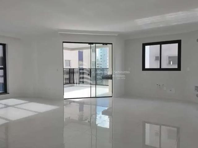 Apartamento para Venda em Itapema/SC Meia Praia 3 Quartos
