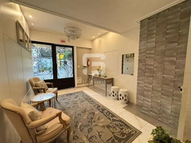 Apartamento para Venda em Itapema/SC Meia Praia 3 Quartos