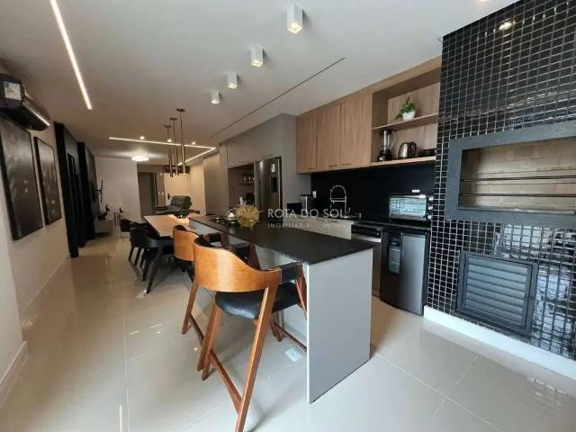Apartamento para Venda em Itapema/SC Meia Praia 3 Quartos