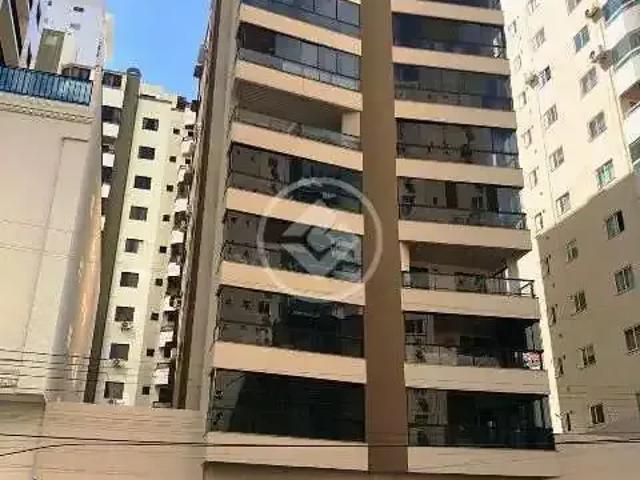 Apartamento para Venda em Itapema/SC Meia Praia 3 Quartos