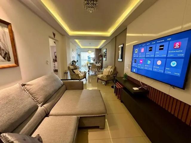 Apartamento para Venda em Itapema/SC Meia Praia 3 Quartos