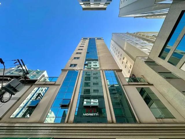 Apartamento para Venda em Itapema/SC Meia Praia 3 Quartos