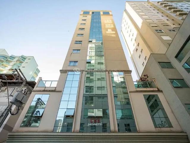 Apartamento para Venda em Itapema/SC Meia Praia 3 Quartos