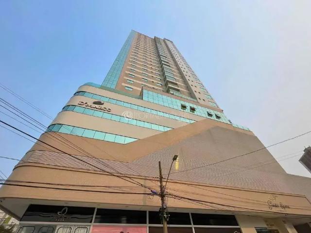 Apartamento para Venda em Itapema/SC Meia Praia 3 Quartos