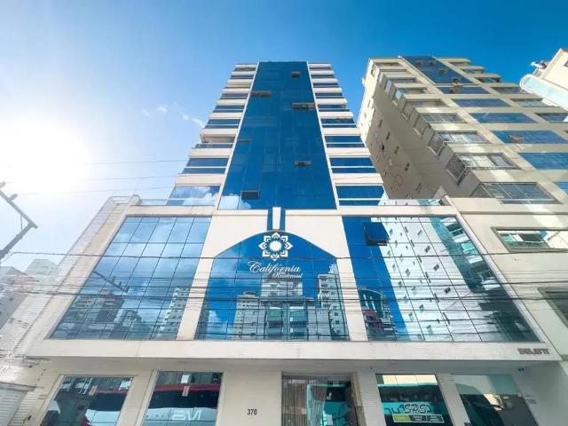 Apartamento para Venda em Itapema/SC Meia Praia 3 Quartos