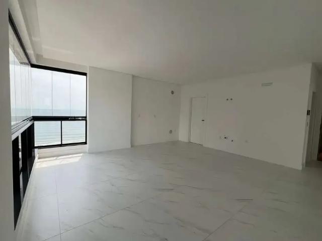 Apartamento para Venda em Itapema/SC Meia Praia 3 Quartos