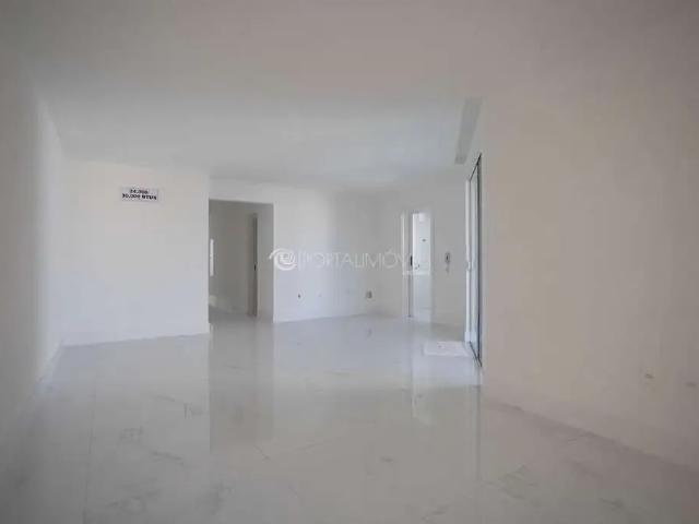 Apartamento para Venda em Itapema/SC Meia Praia 3 Quartos