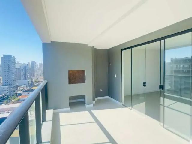 Apartamento para Venda em Itapema/SC Meia Praia 3 Quartos