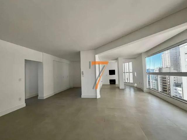 Apartamento para Venda em Itapema/SC Meia Praia 3 Quartos