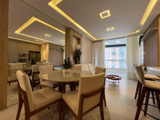 Apartamento para Venda em Itapema/SC Meia Praia 3 Quartos
