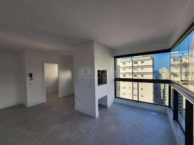 Apartamento para Venda em Itapema/SC Meia Praia 3 Quartos