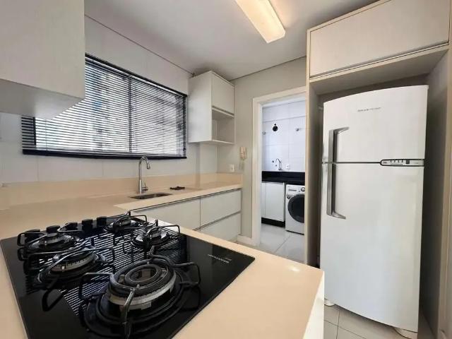 Apartamento para Venda em Itapema/SC Meia Praia 3 Quartos