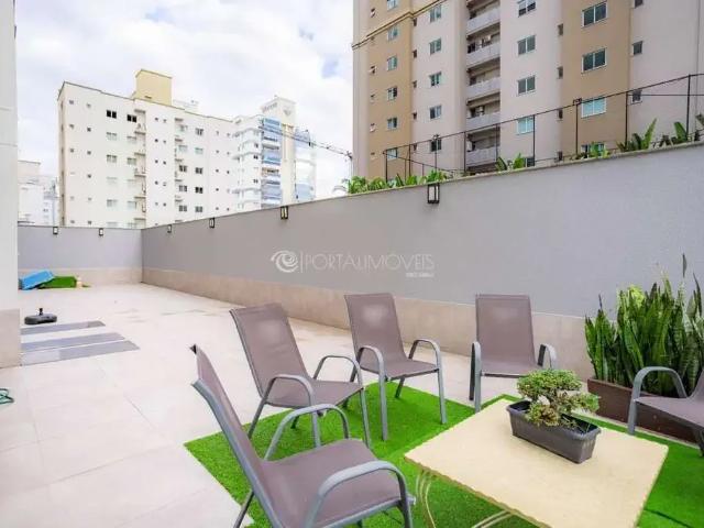 Apartamento para Venda em Itapema/SC Meia Praia 3 Quartos