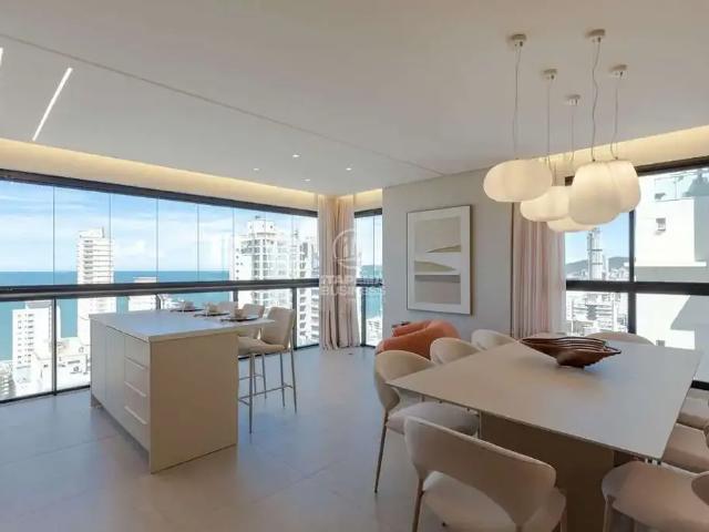Apartamento para Venda em Itapema/SC Meia Praia 3 Quartos