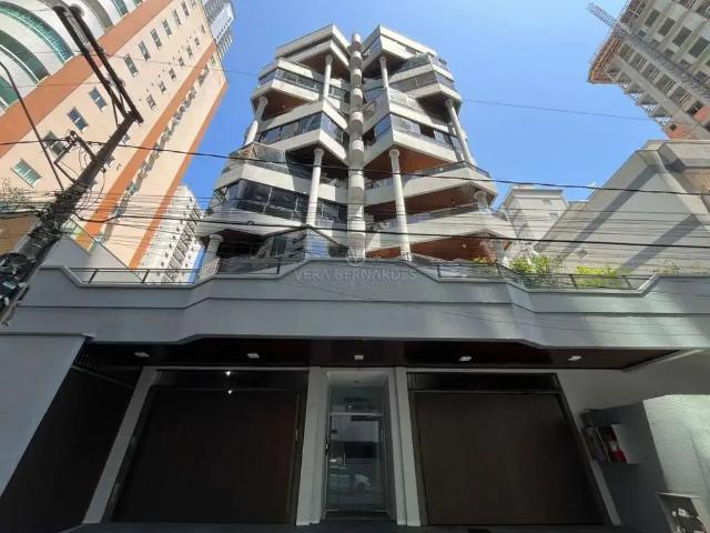 Apartamento para Venda em Itapema/SC Meia Praia 3 Quartos