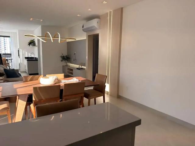 Apartamento para Venda em Itapema/SC Meia Praia 3 Quartos