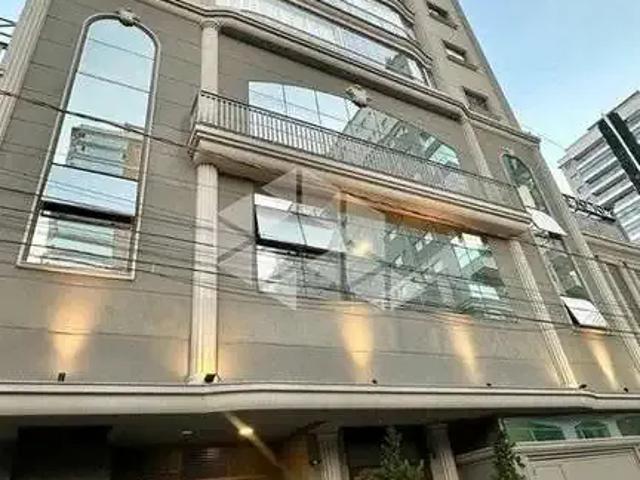 Apartamento para Venda em Itapema/SC Meia Praia 3 Quartos
