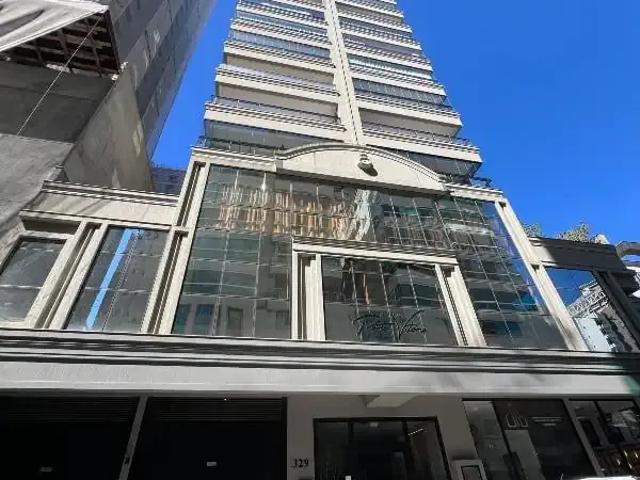 Apartamento para Venda em Itapema/SC Meia Praia 3 Quartos