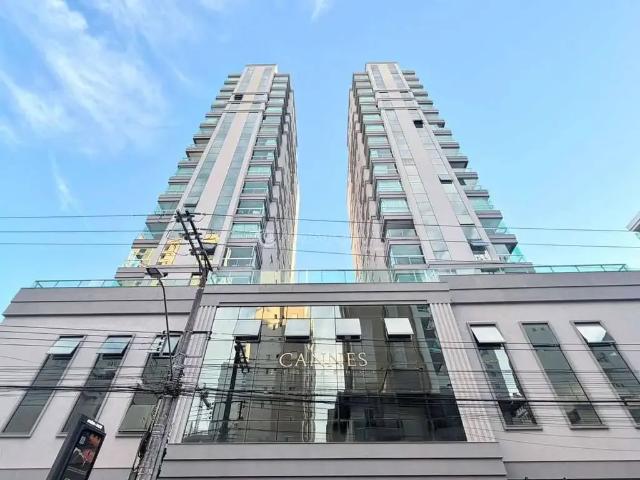 Apartamento para Venda em Itapema/SC Meia Praia 3 Quartos