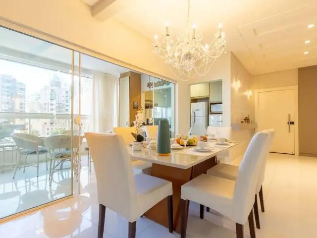 Apartamento para Venda em Itapema/SC Meia Praia 3 Quartos