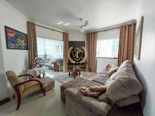 Apartamento para Venda em Itapema/SC Meia Praia 3 Quartos