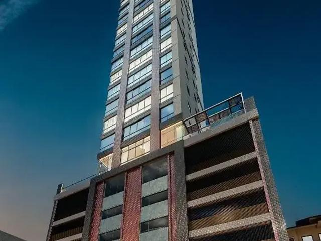 Apartamento para Venda em Itapema/SC Meia Praia 3 Quartos