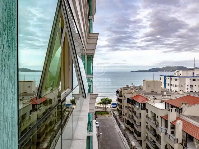 Apartamento para Venda em Itapema/SC Meia Praia 3 Quartos