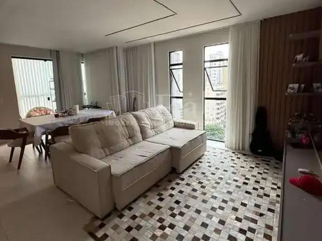 Apartamento para Venda em Itapema/SC Meia Praia 3 Quartos