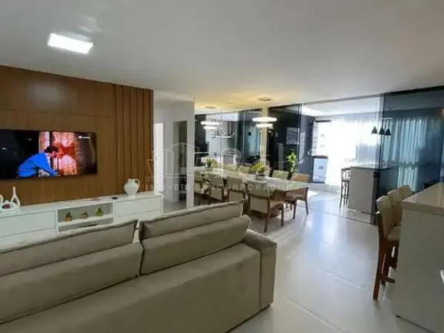 Apartamento para Venda em Itapema/SC Meia Praia 3 Quartos
