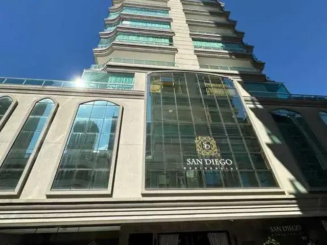 Apartamento para Venda em Itapema/SC Meia Praia 3 Quartos