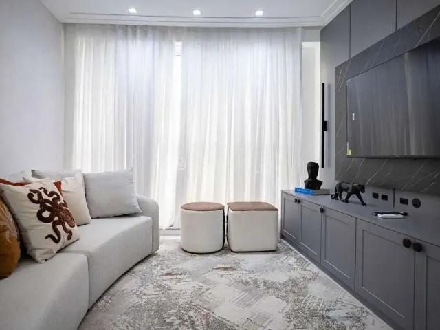 Apartamento para Venda em Itapema/SC Meia Praia 3 Quartos