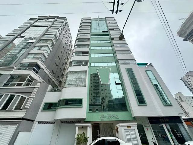 Apartamento para Venda em Itapema/SC Meia Praia 3 Quartos