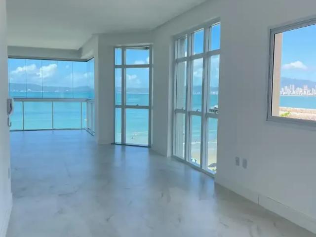 Apartamento para Venda em Itapema/SC Meia Praia 3 Quartos