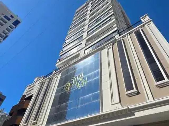 Apartamento para Venda em Itapema/SC Meia Praia 3 Quartos