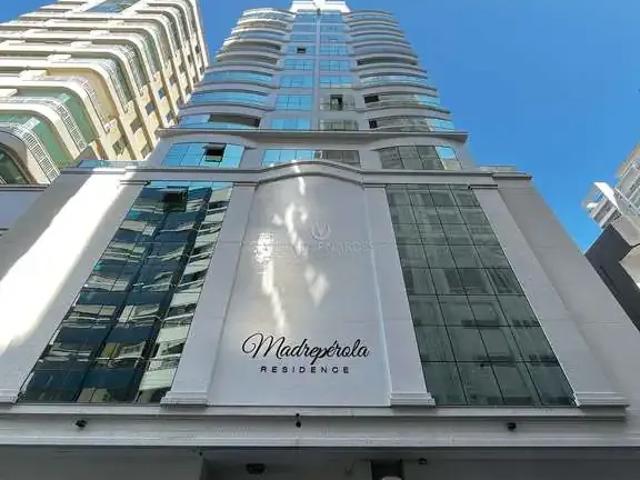Apartamento para Venda em Itapema/SC Meia Praia 3 Quartos