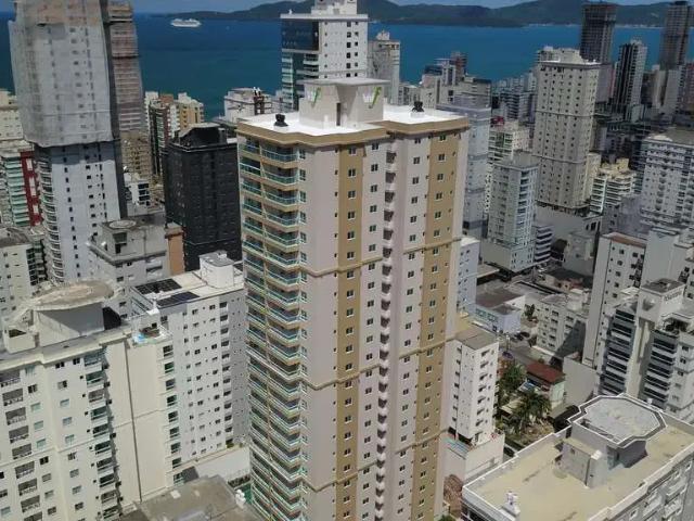 Apartamento para Venda em Itapema/SC Meia Praia 3 Quartos