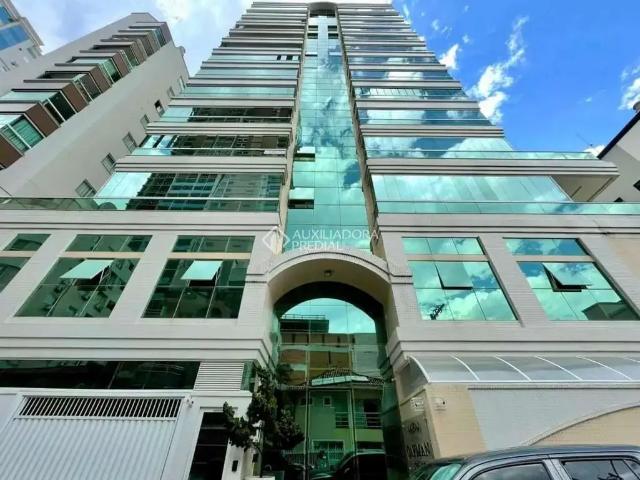 Apartamento para Venda em Itapema/SC Meia Praia 3 Quartos