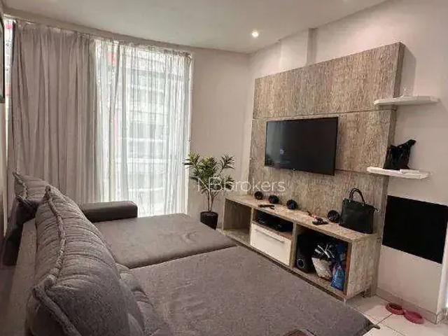 Apartamento para Venda em Itapema/SC Meia Praia 3 Quartos