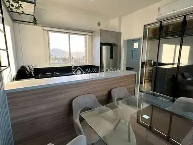 Apartamento para Venda em Itapema/SC Meia Praia 3 Quartos