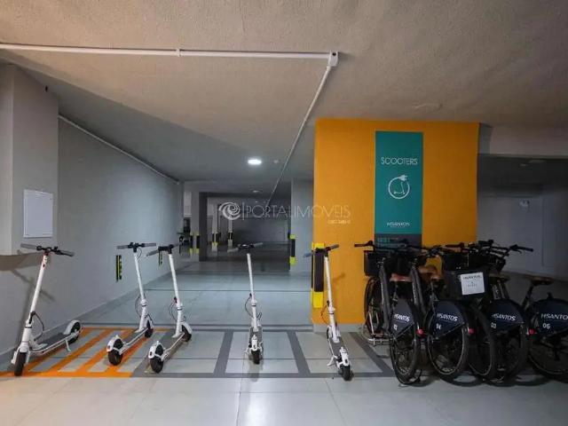 Apartamento para Venda em Itapema/SC Meia Praia 4 Quartos
