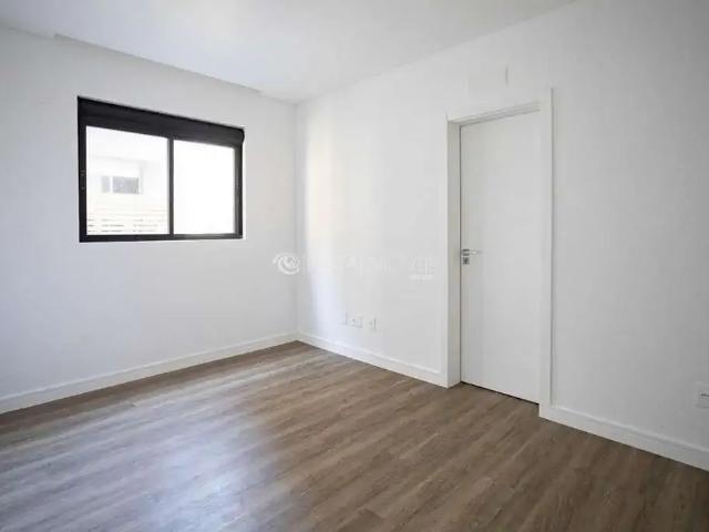 Apartamento para Venda em Itapema/SC Meia Praia 4 Quartos